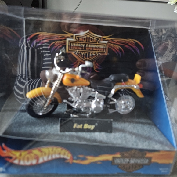 Harley-Davidson | Toys | Harleydavidson Fat Boy Diecast Model | Poshmark